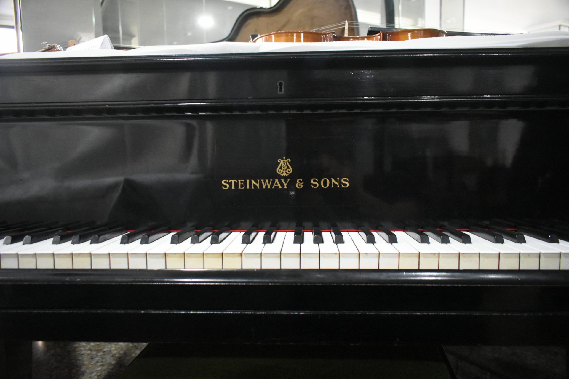 Piano COLIN STEINWAY & SONS DE 180 NEGRO USADO - Alba Solomúsica